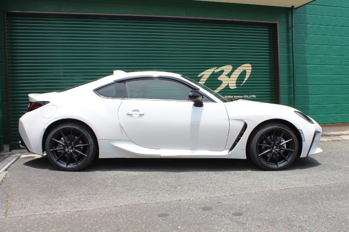 TOYOTA GR86 RZ | VOLKS AUTOS